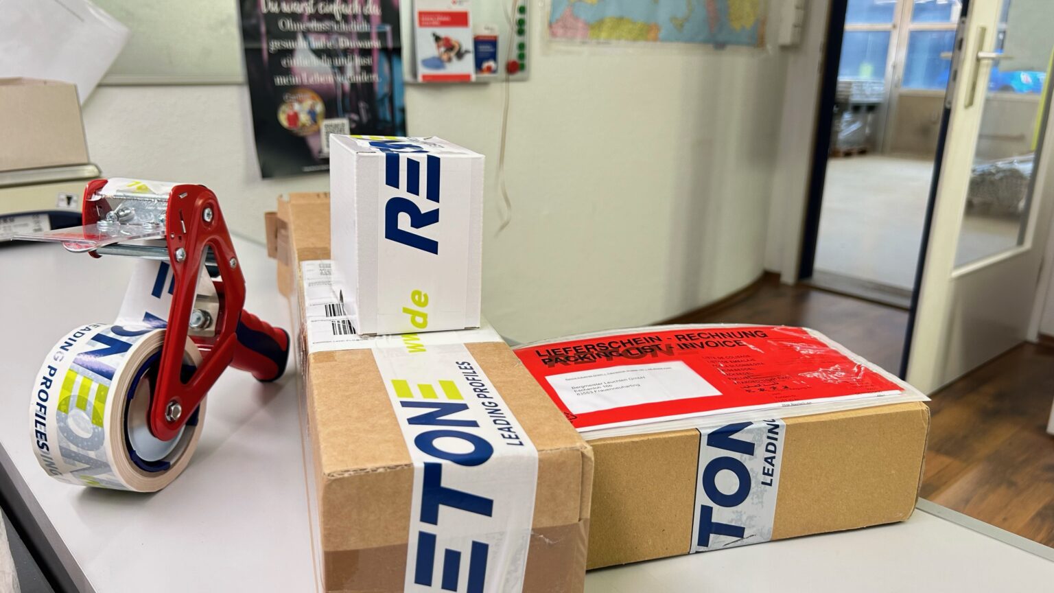 Home - RETONE® - Die perfekte Ausstrahlung.